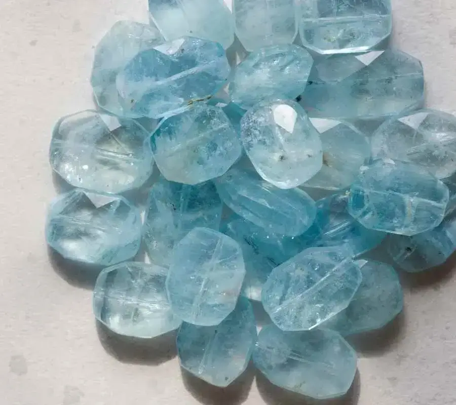 [Revealed]: Exquisite Light Blue Crystal Names & Meanings!